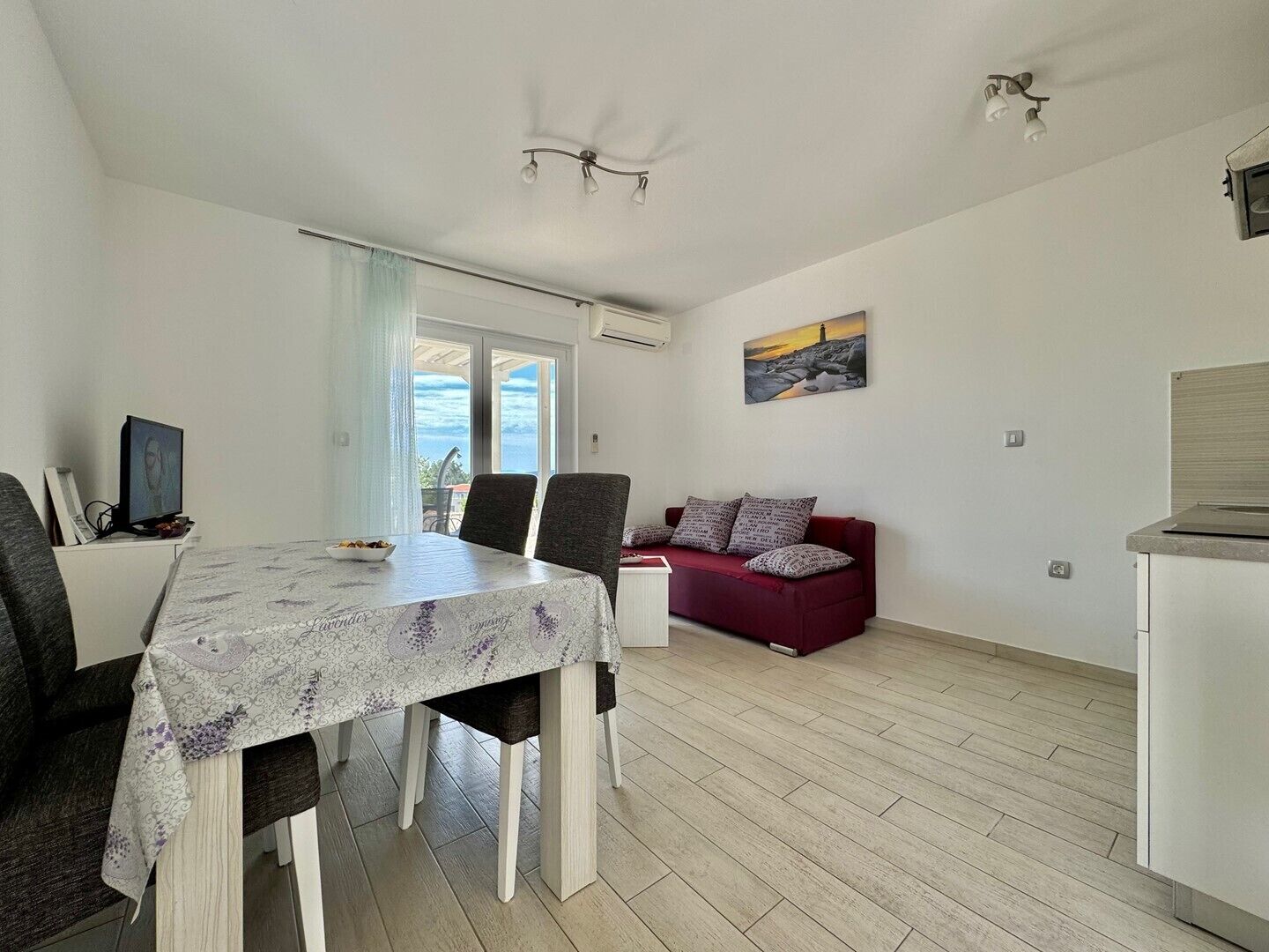 Apartment Rosmarin °1 In Town Krk With Private Pool, Garden, Sea View And Close To The Beach - Krk