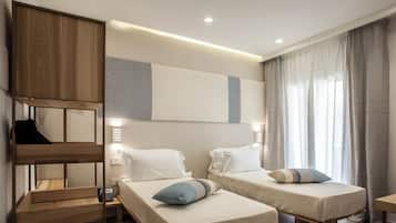 Quarto casal ou duplo clássico, sacada | 1 quarto, cofres nos quartos, escrivaninha