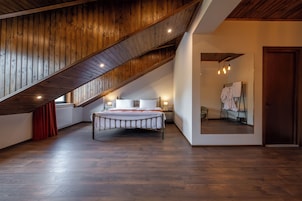 Suíte júnior, vista para a montanha | Roupas de cama de algodão egípcio, roupas de cama premium