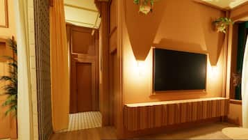 Apartamento | Sala de estar | Televisor plasma de 45 polegadas com canais por cabo