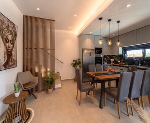 Villa | Restaurantes