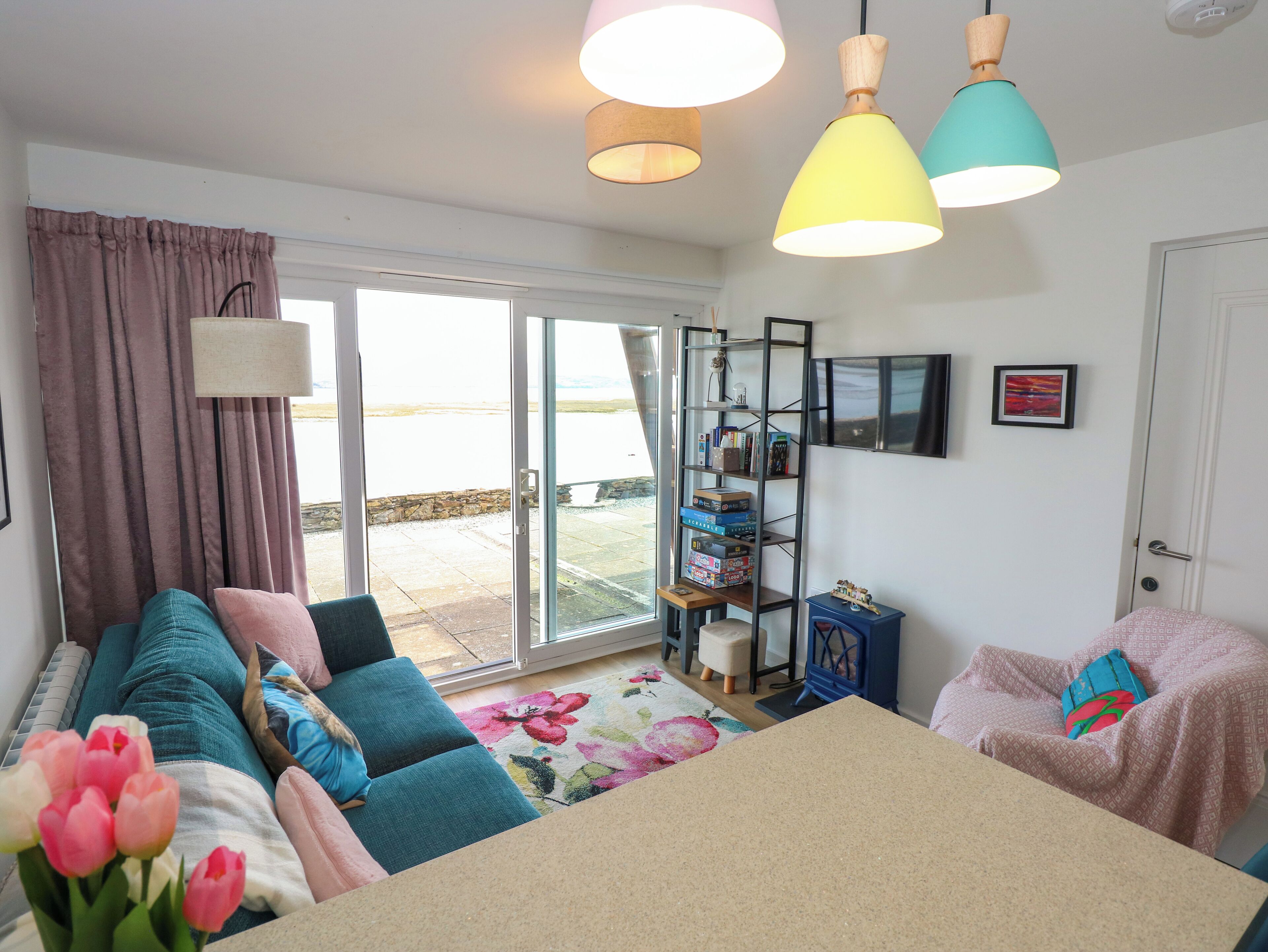 Lan Y Mor, Pet Friendly, With A Garden In Porthmadog - Portmeirion