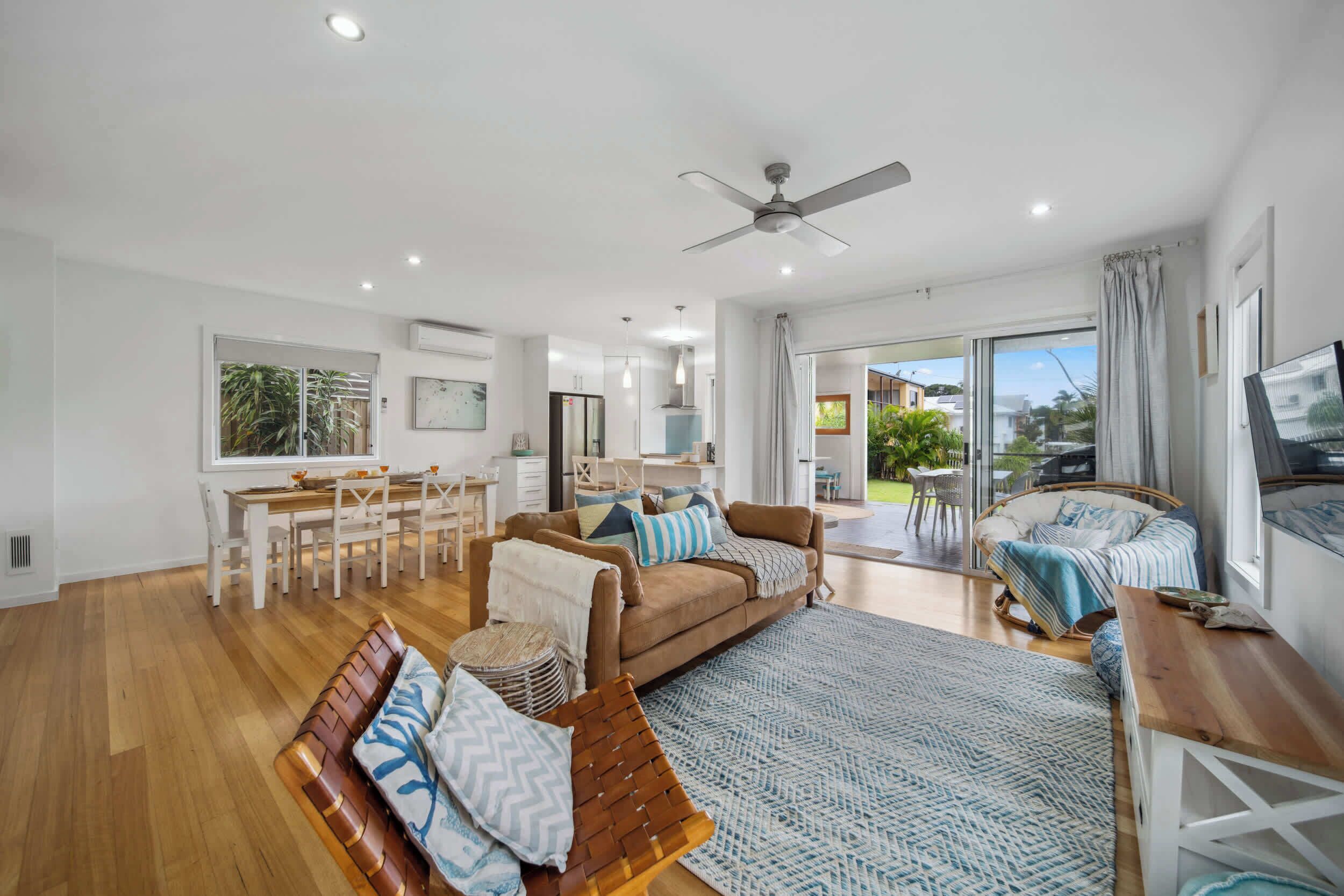 Tooway Beach House Walk To Beach & Pet-friendly - Golden Beach