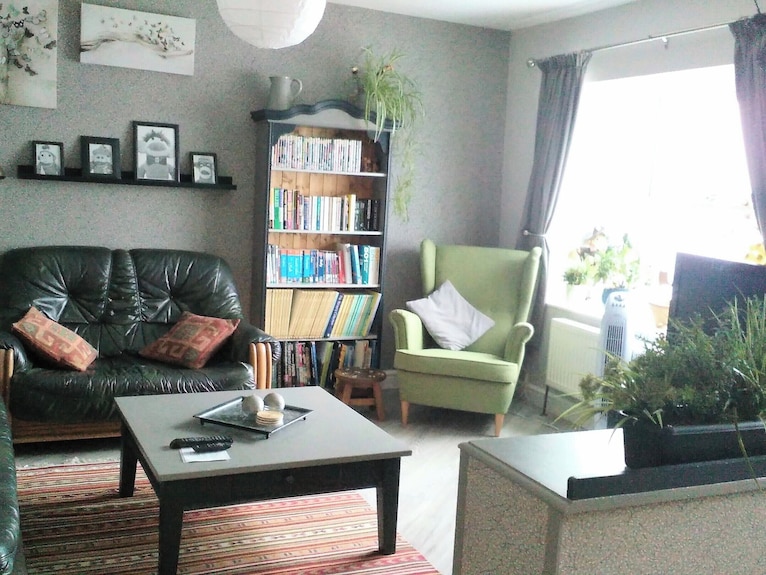 A Home From Home For Extended Families / Get-together - Wales