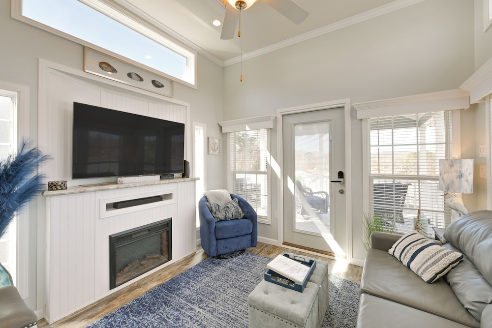 Boat & Fish: Waterfront Gem In Sherrills Ford! - Denver, NC