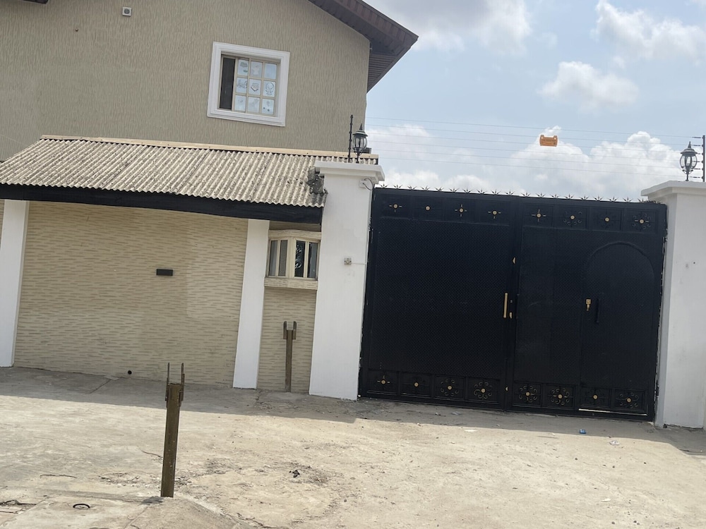 Jcgold Hotel And Apartment - Lagos