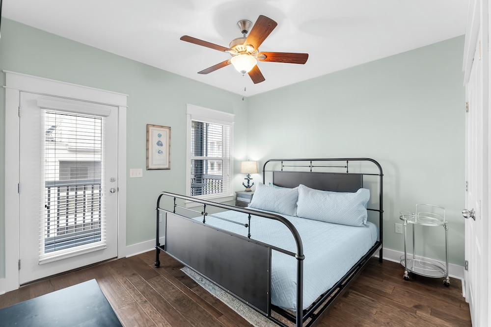 Great Location Near Beach Swimming Pool Golf Cart - Dune Allen Beach | Vrbo