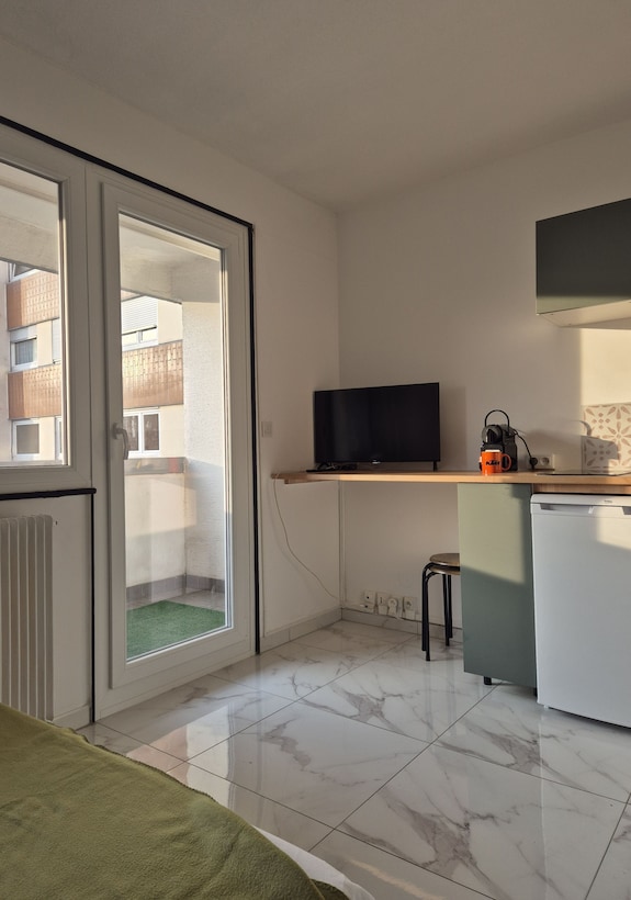 Charming Studio With Balcony Two Steps From Strasbourg And Its Cathedral - Strasbourg