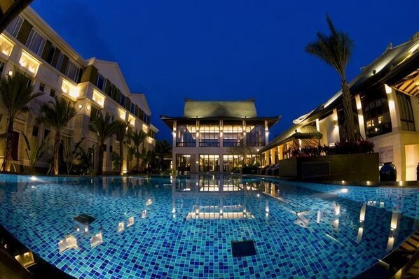 Piscina exterior