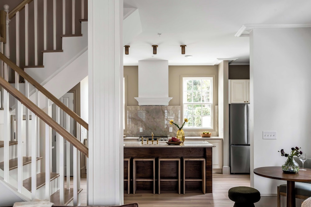 Emerson Square - Charleston, SC