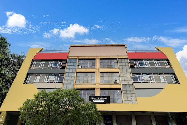 Elite Stays At Central Ptc Mg Road - Indore