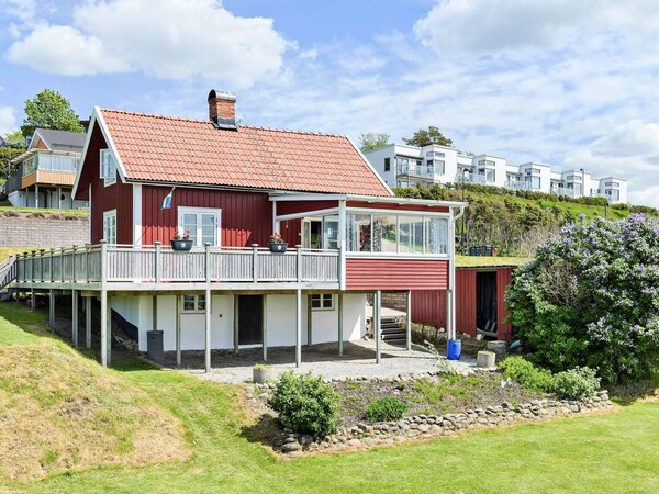 4 Star Holiday Home In Stenungsund - Stenungsund
