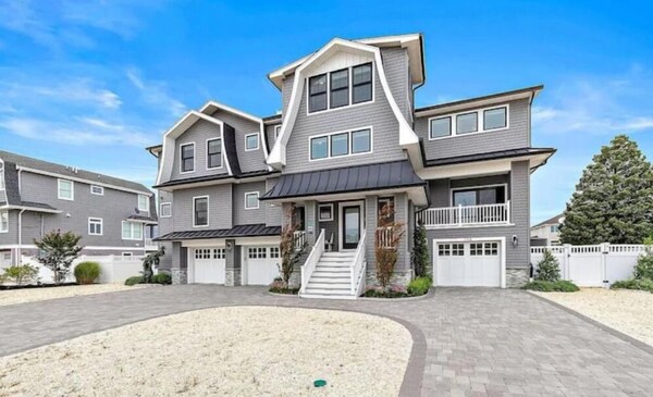 Loveladies Paradise On The Bay - Long Beach Island, NJ