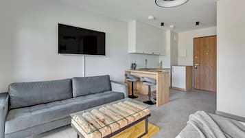 Suite-Estúdio, varanda | Ferro/tábua de engomar, Wi-fi grátis