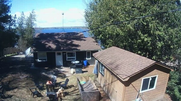 Charming 3-bedroom Cottage With Wifi And Ac In Lovely Kawartha Lakes - Kawartha Lakes