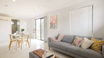 Smart TV de 50 polegadas com canais digitais, Netflix