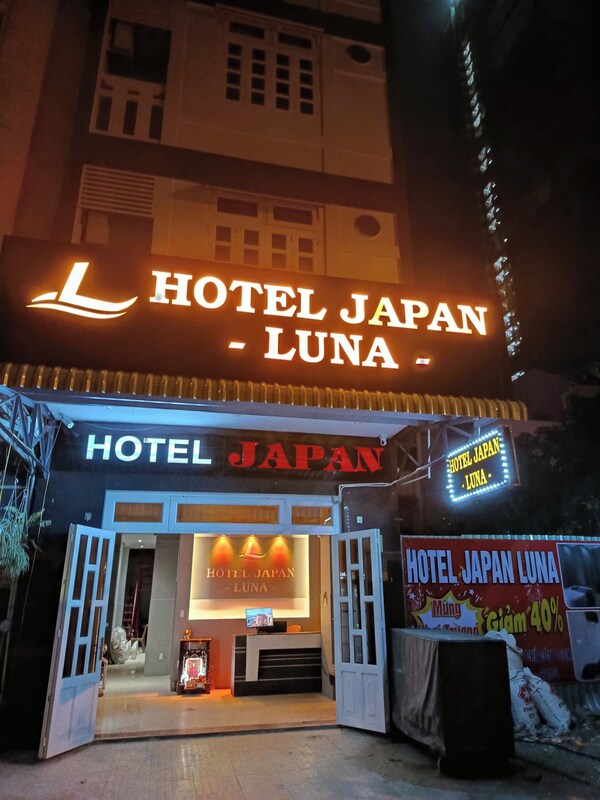 Japan Luna Hotel Bình Dương By Bay Luxury - Dĩ An