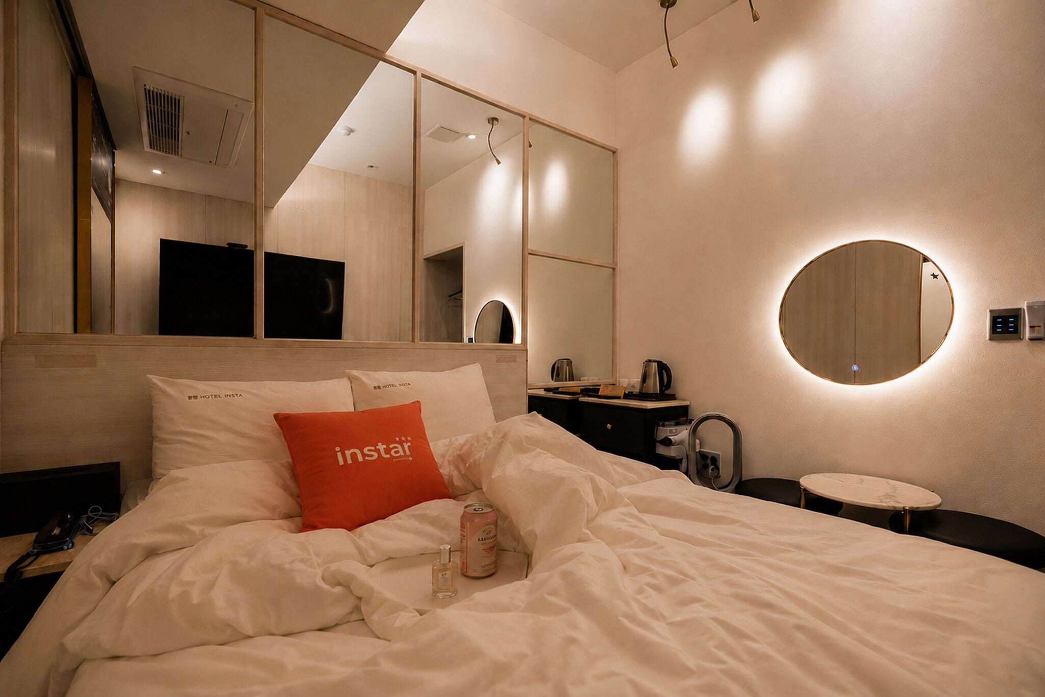 Edelweiss Room | Roupas de cama premium, edredons de pluma