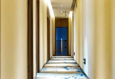 Taihua Hotel