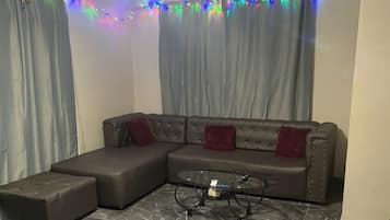 Apartamento, 2 quartos, acessível, fumadores | Sala