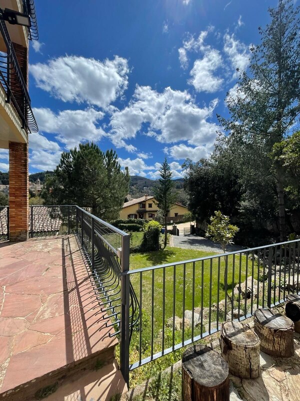 Cubez Hostel Viladrau - Costa Brava