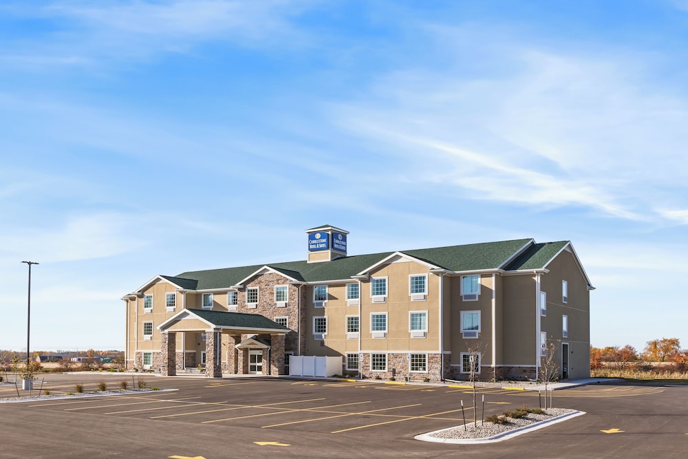 Cobblestone Hotel & Suites - Eaton - Lewisburg, OH