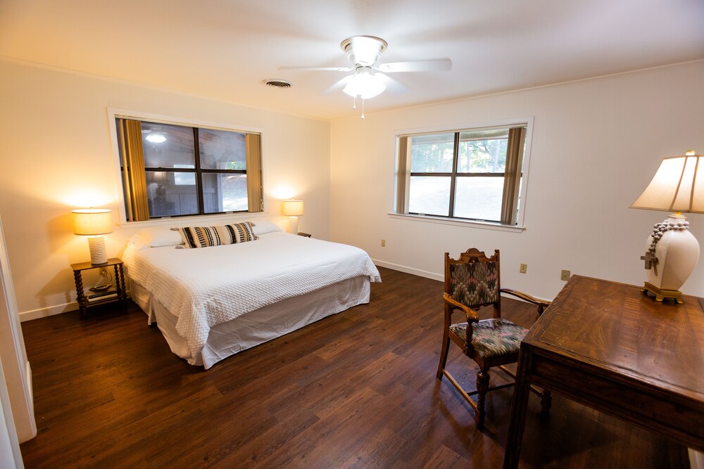 TerraVida - Superb 4-bedroom house with gorgeous grounds in Montalba ...