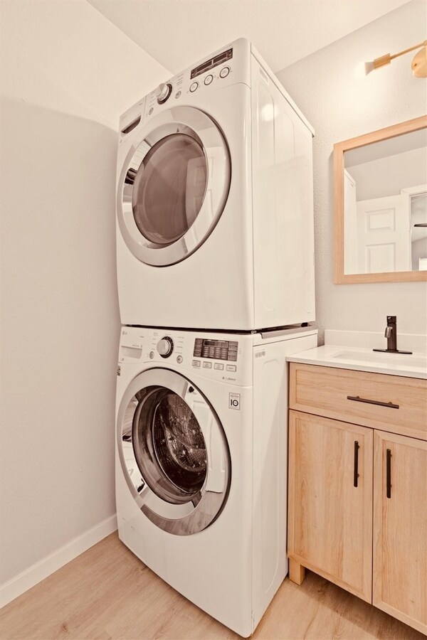 East Austin, South Congress, Zilker Guest Suite With Washer And Dryer, Pets Ok! - Austin, TX