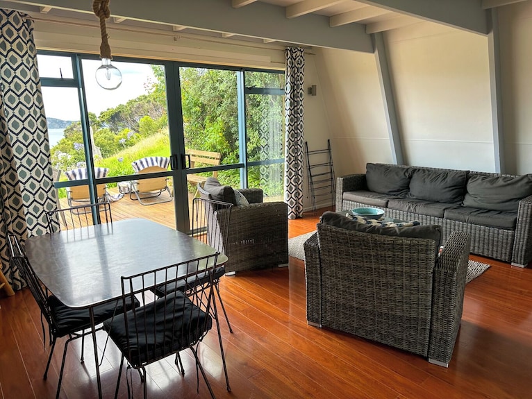 Aroha A-frames - A-frame 3 - Coromandel