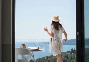 1 quarto, escrivaninha, quartos à prova de som