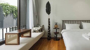 Villa Comfort, vista para a piscina | 4 quartos, cortinas/cortinados opacos, quartos insonorizados