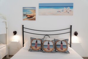 Apartment with Terrace N7 | Ferro/tábua de engomar, Wi-fi grátis 