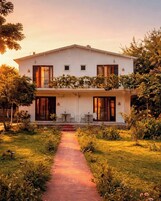 Fachada da propriedade