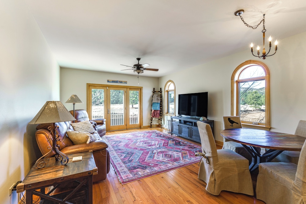 2 Mi To Angel Fire Resort: Mtn-view Condo! - Angel Fire, NM