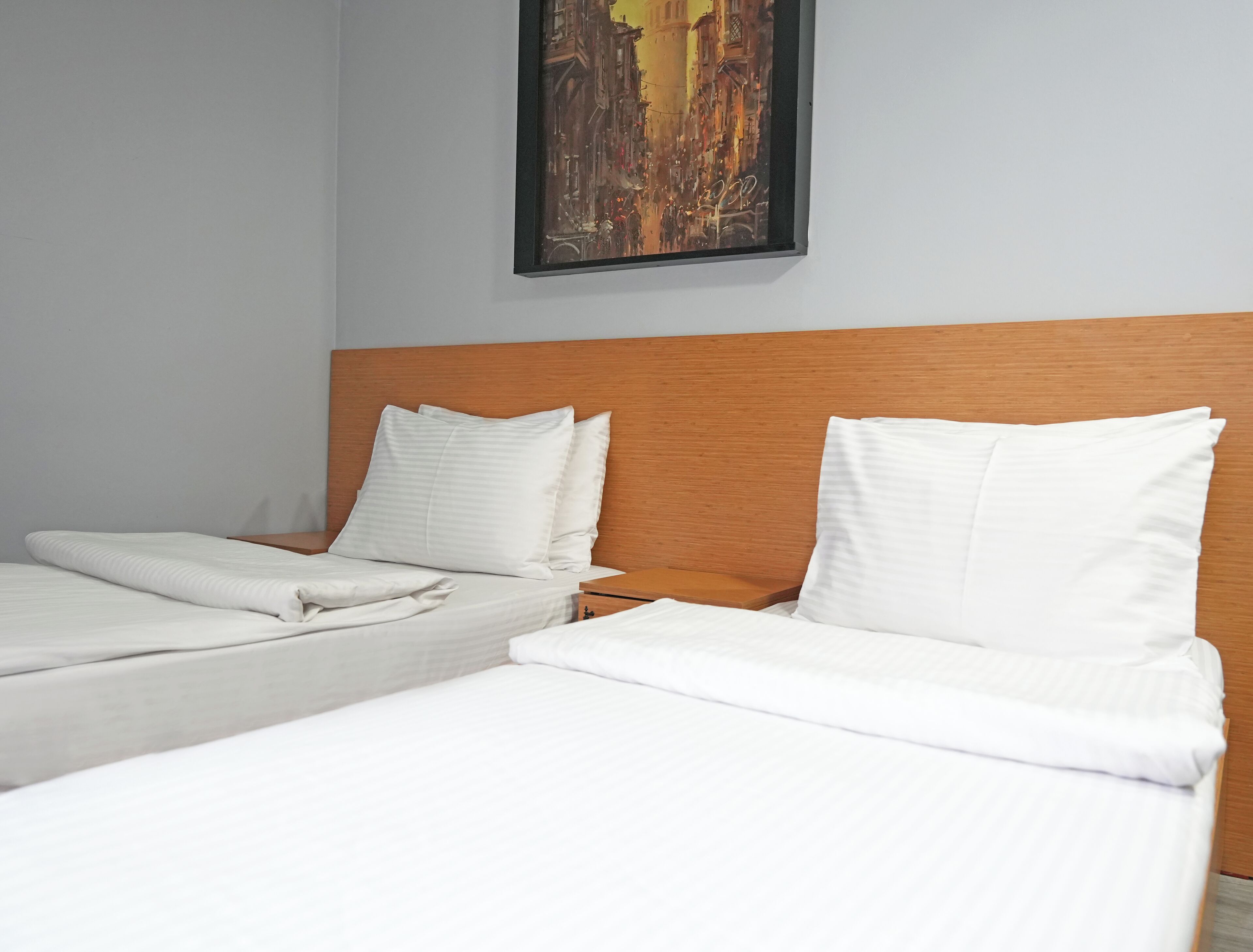 Quarto Standard | Lençóis de algodão egípcio, roupa de alta qualidade, secretária 