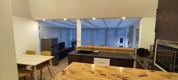 Apartamento Familiar, 2 quartos | Sala de jantar
