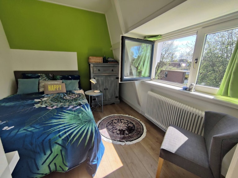 Room Jasmijn In Cozy Shared Duplex Near City Center & Umcg - Groningen