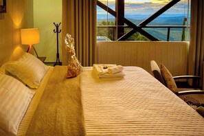 Apartamento com hidro vista montanhas | Quartos à prova de som, Wi-Fi de cortesia