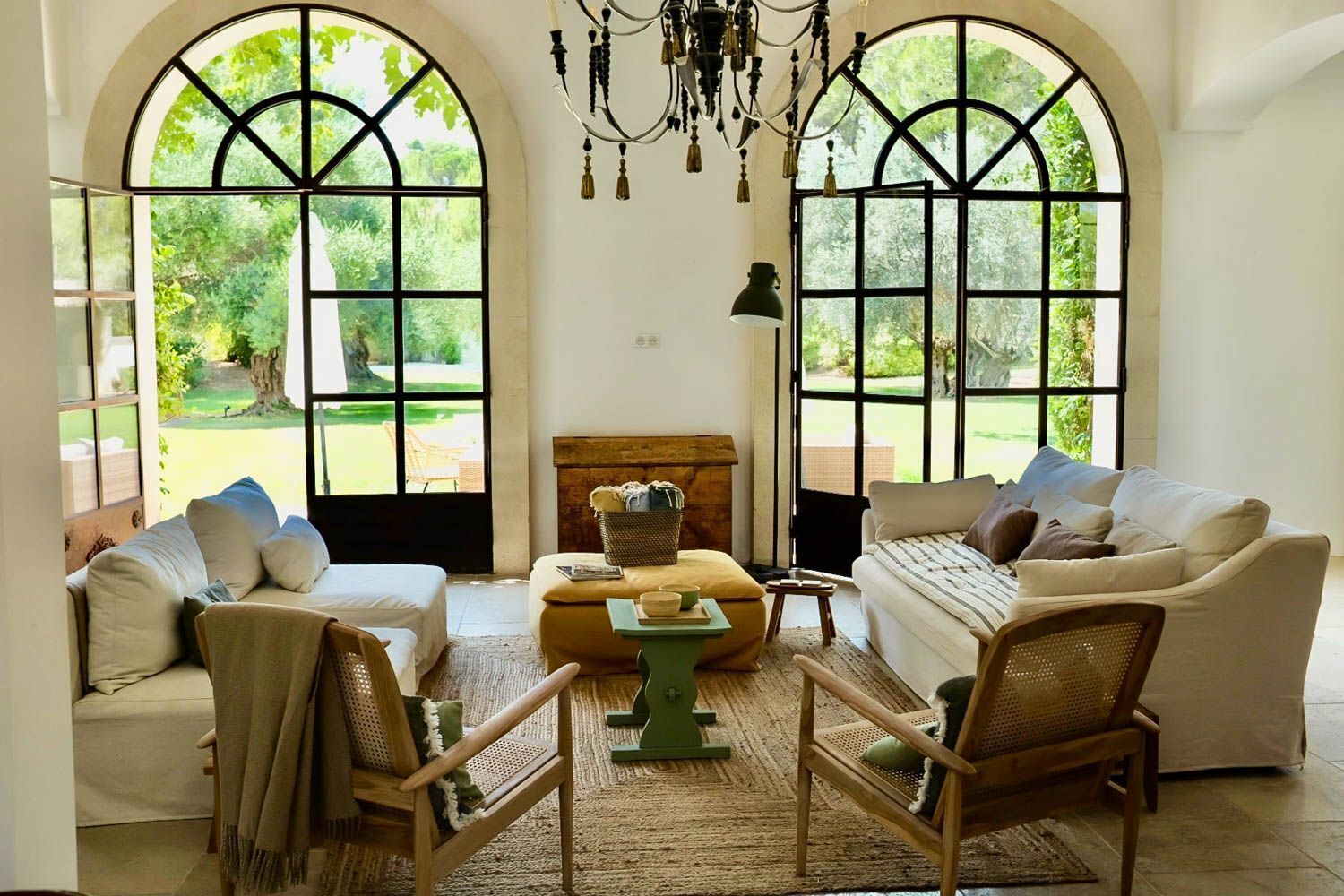 Mas De L'olivette - Five Bedroom Villa, Sleeps 10 - Montpellier