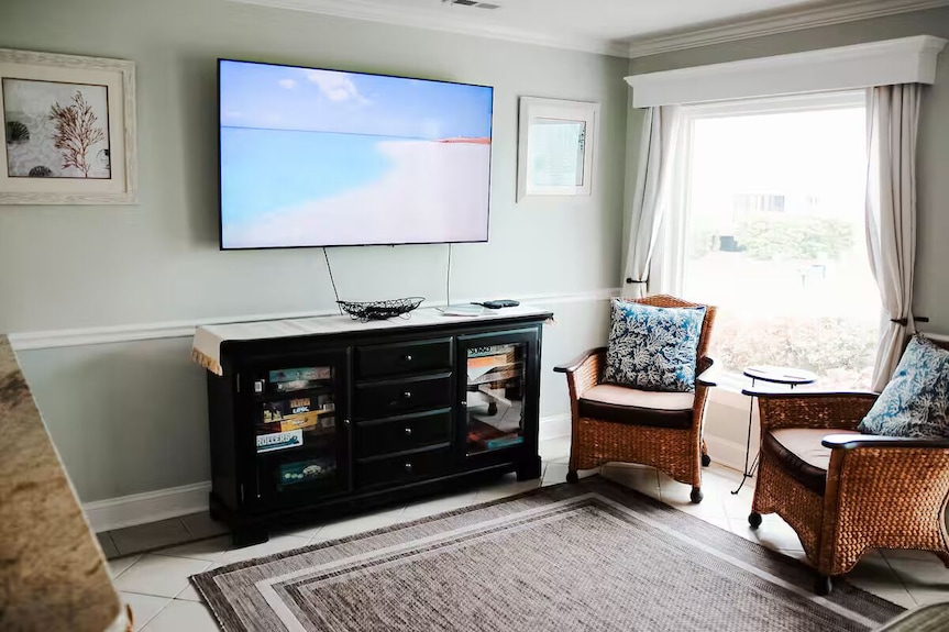 3 Bedroom 2ba Condo Indoor Outdoor Pool Ocean Front Pebble Beach - 에메랄드 이슬