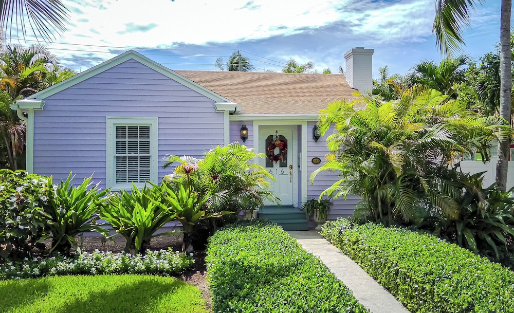 Coco Plum Cottage - West Palm Beach, FL