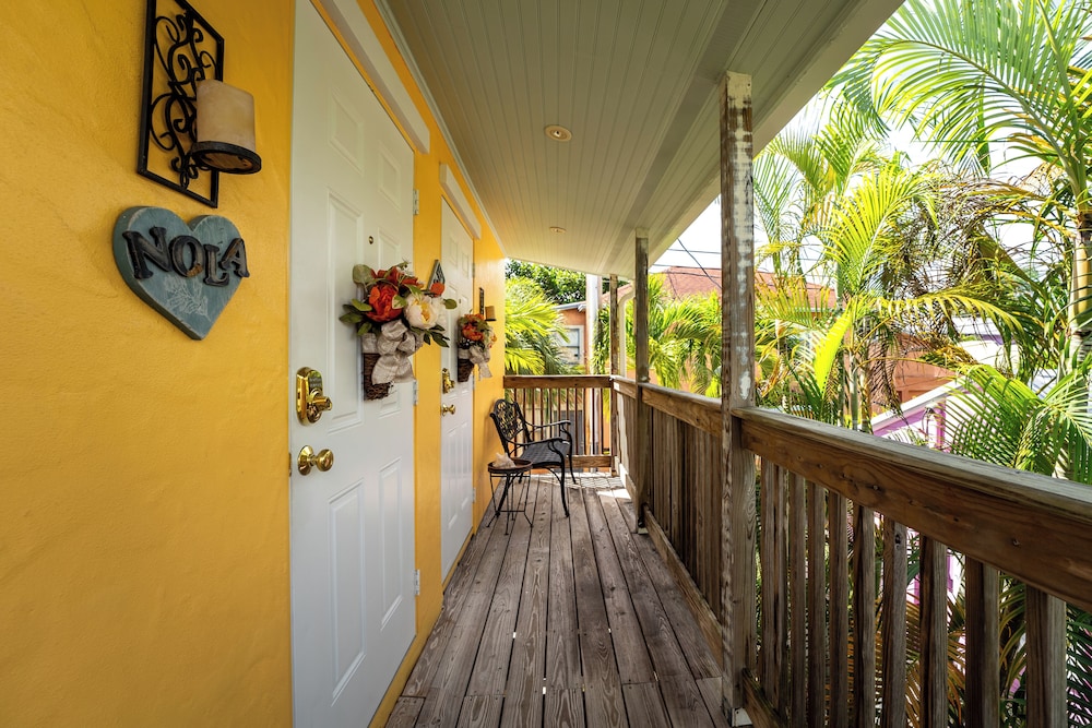 Nola Apartment - West Palm Beach