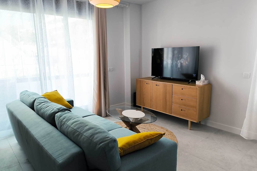 Vistas A La Montaña Y Confort Las Mesas Home - Estepona