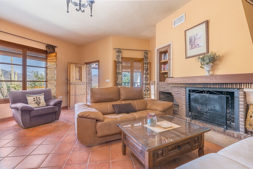 Landhuis 'Delia' Met Uitzicht Op De Bergen, Gedeeld Zwembad En Wifi - Órgiva