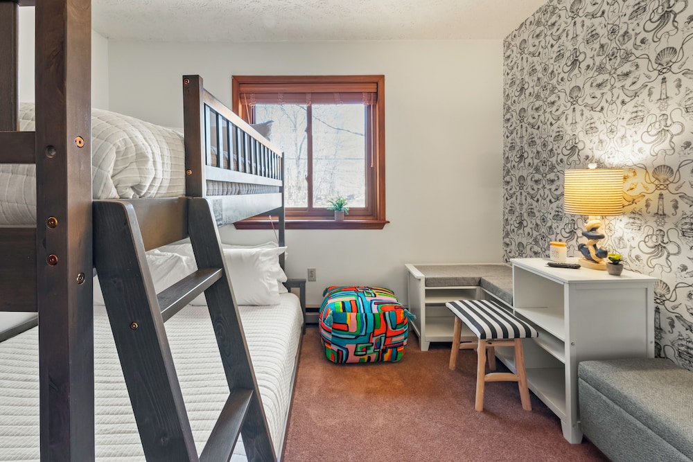 Pirate-Themed Lakefront Home w/ Kayaks, Game Room, Views & Hidden ...