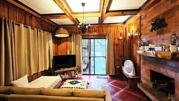 Dormitório Partilhado, 1 quarto, varanda | Sala