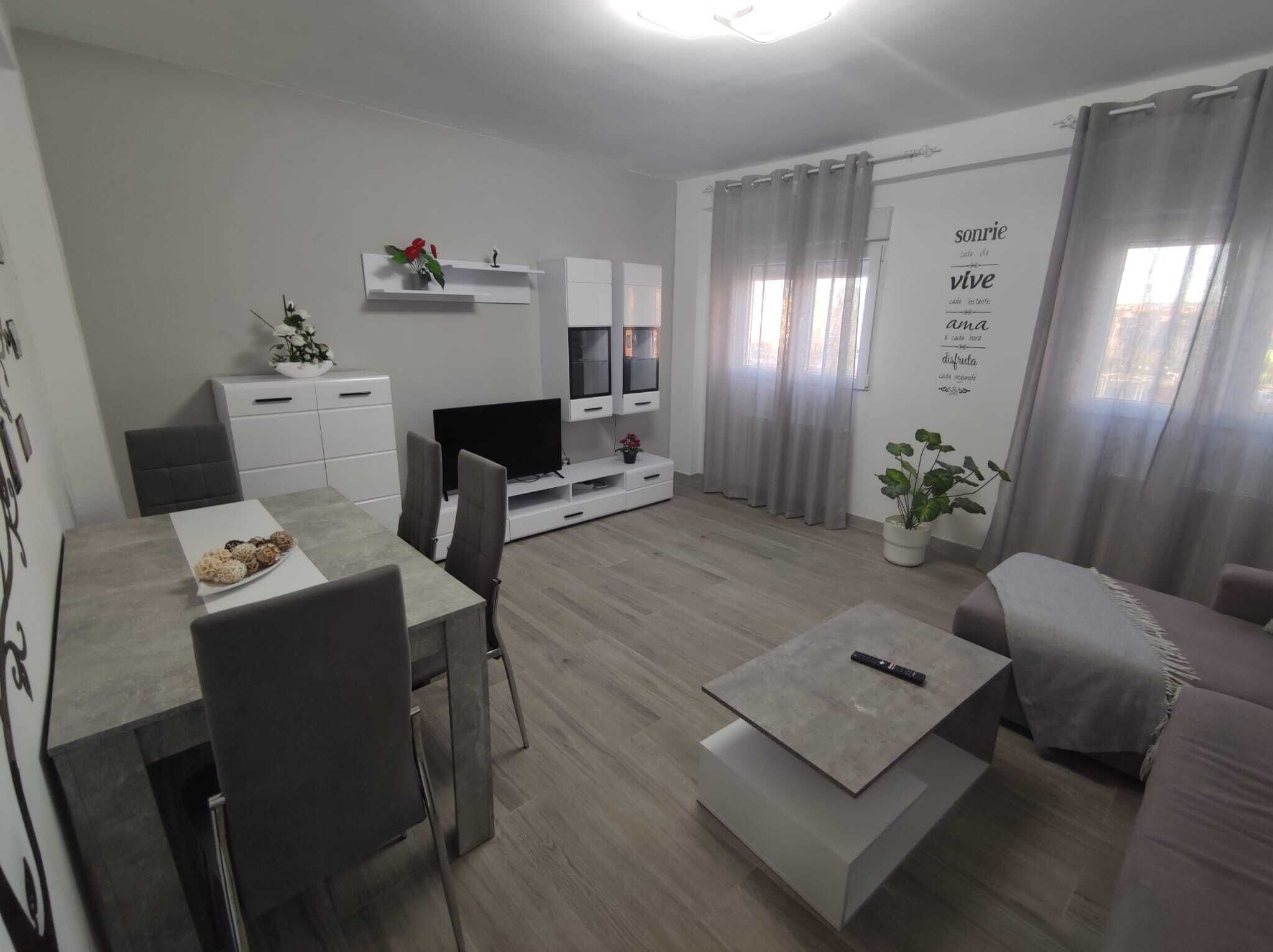 Apartamento Con Jacuzzi El Rincón De Las Delicias - Zaragoza, España