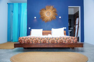 Cofre no quarto, cortinas/cortinados opacos, quartos insonorizados 