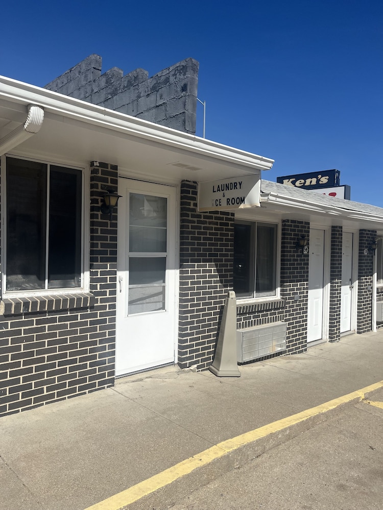 Aurora Inn - Nebraska