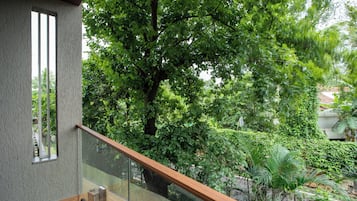 Quarto Deluxe, varanda, Vista para a cidade | Varanda